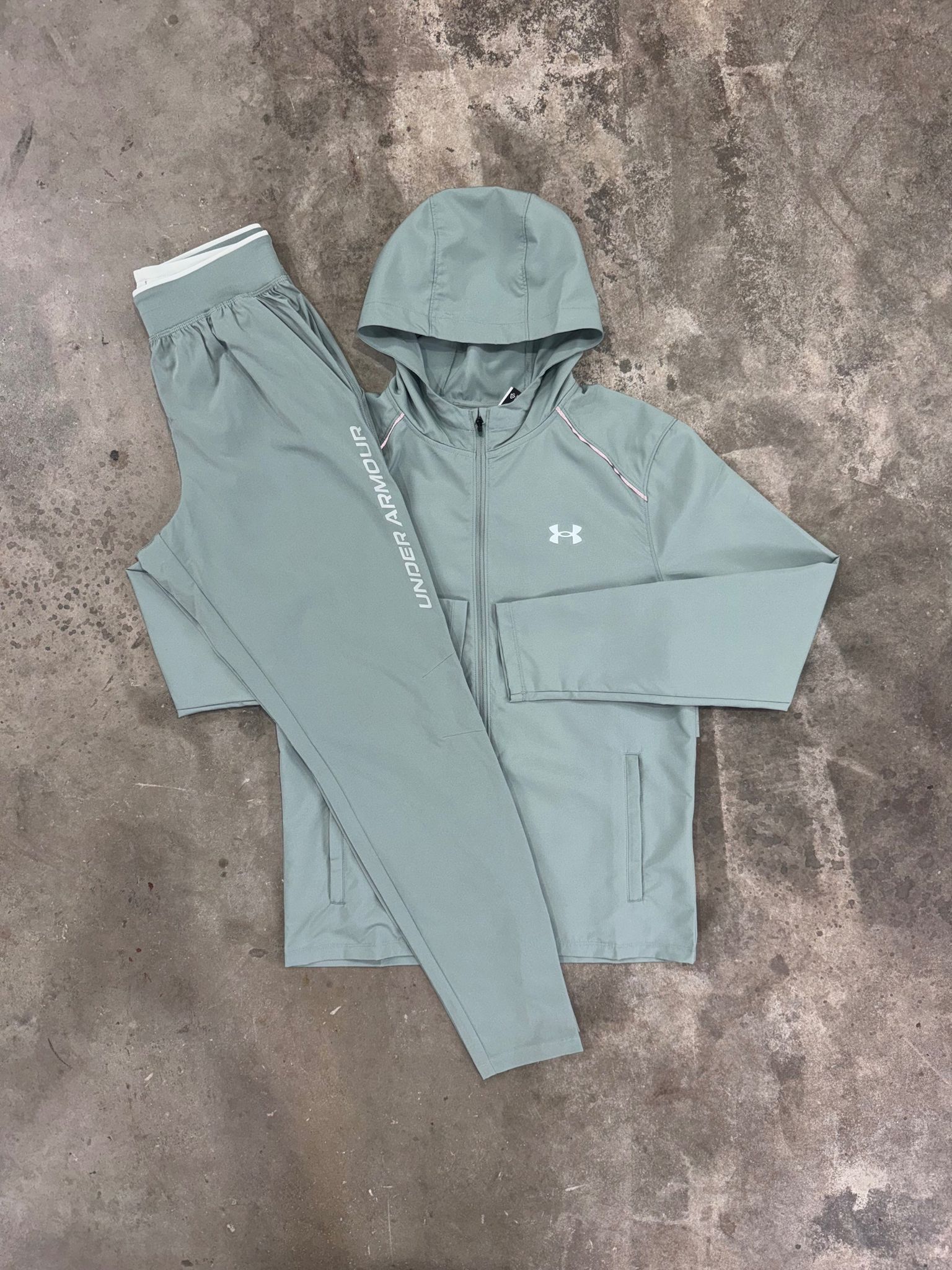 Under Armour Launch Set – Drip and Archive